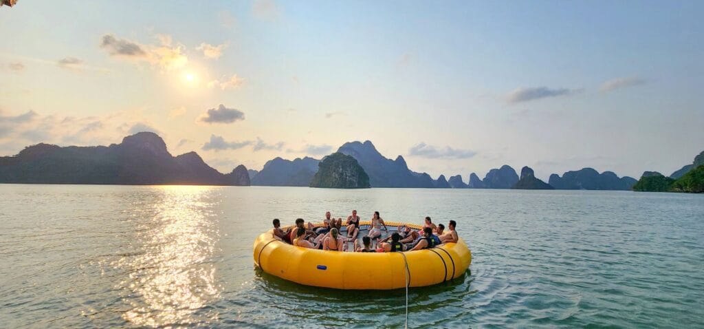 The Halong Catamaran 1 day - THE 5-STAR LUXURY CRUISE