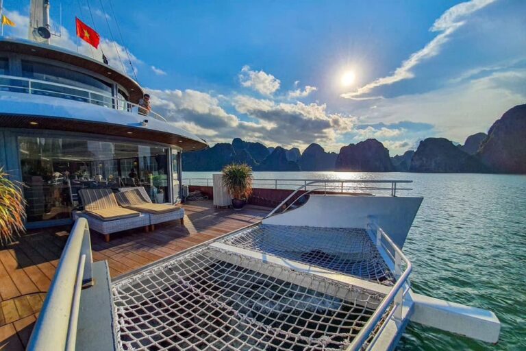 The Halong Catamaran 1 day - THE 5-STAR LUXURY CRUISE